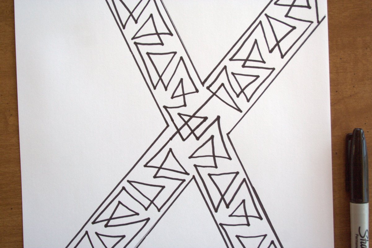 Tutorial: Wonky Triangles FMQ for Narrow Sashing | Night Quilter