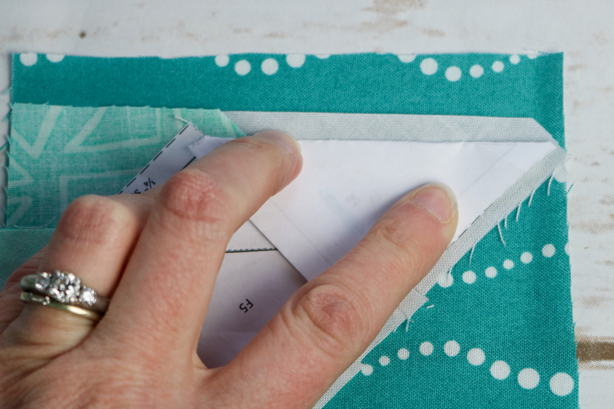 Splendid Sampler 2: Adventure Abounds | Night Quilter